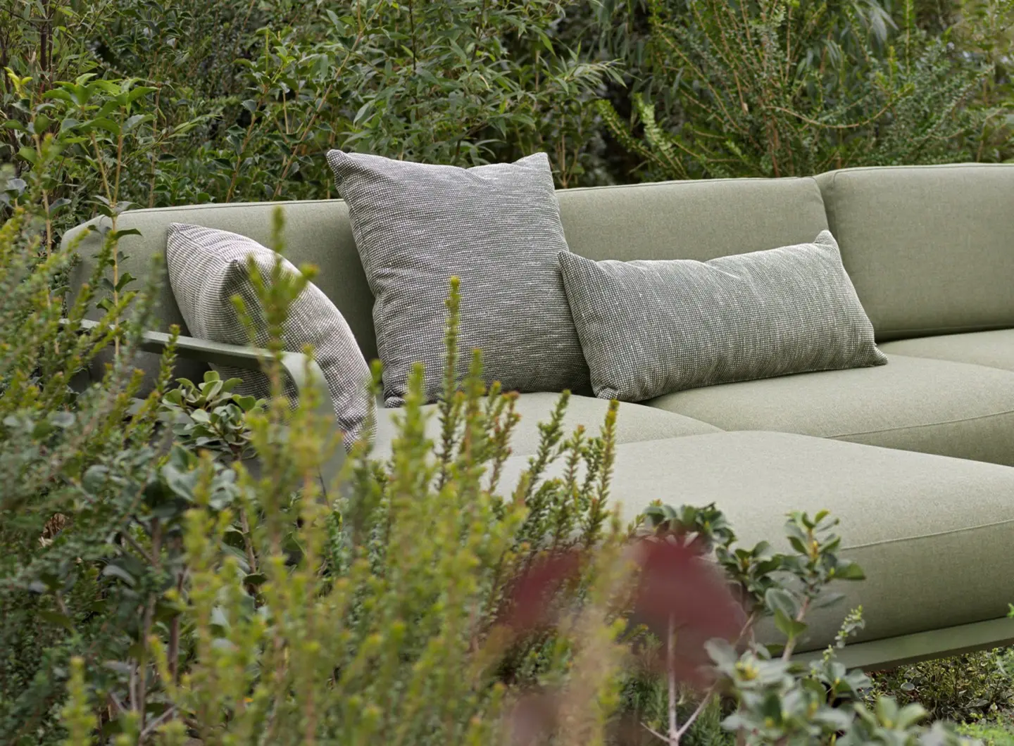 Divani e poltrone Maximo Nardi | Salone del Mobile